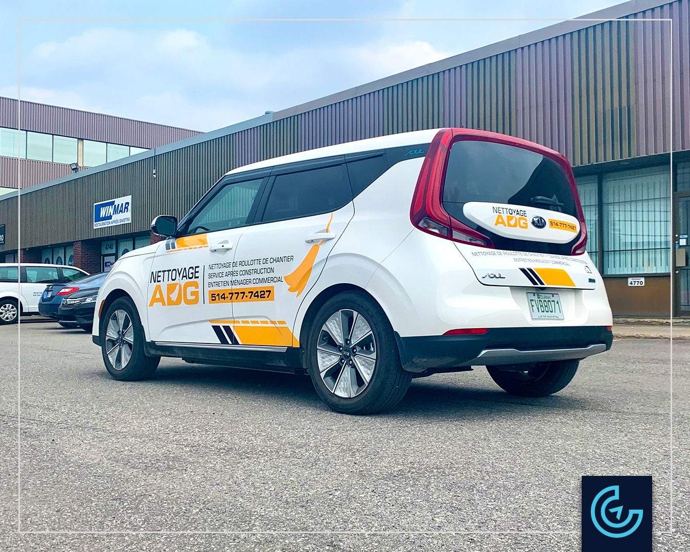 Crossover SUV lettering: Nettoyage ADG - Click Affiche Inc.