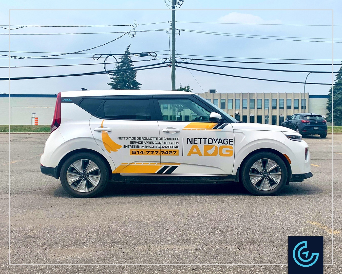 Crossover SUV lettering: Nettoyage ADG - Click Affiche Inc.